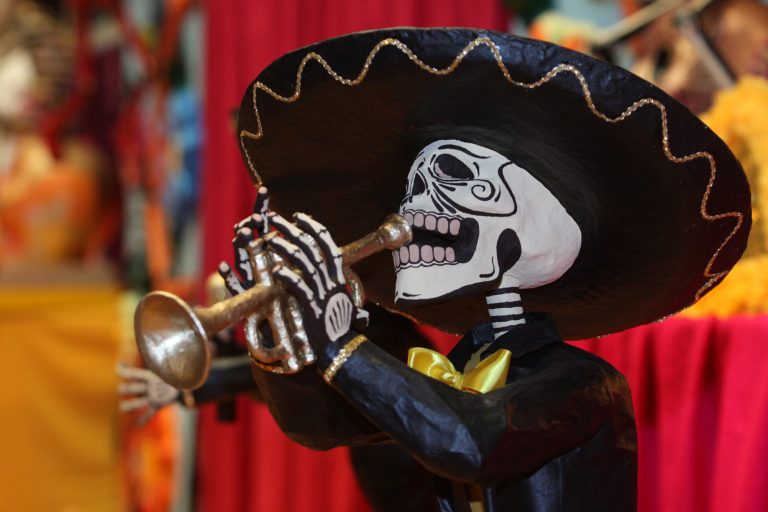 El Día De Muertos En México Parques Alegres I A P
