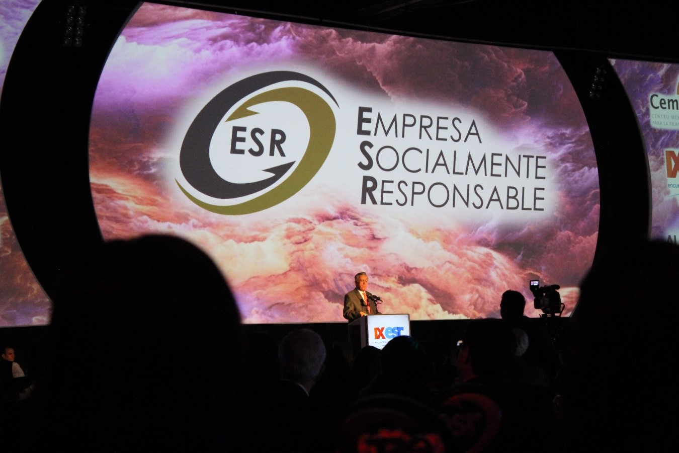 Actividades que realiza una ESR - Parques Alegres I.A.P.